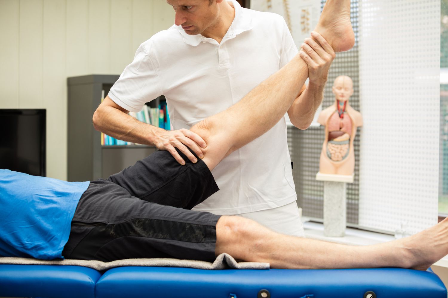 Can Sciatica Cause Hamstring Pain - MED CARE LINE